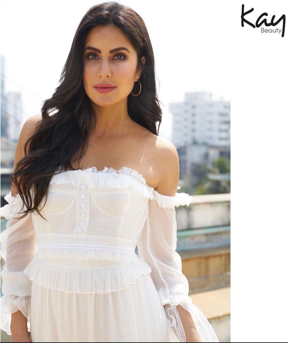 KATRINA KAIF BIOGRAPHY, WIKI, AGE, AFFAIRS AND MANY MORE
